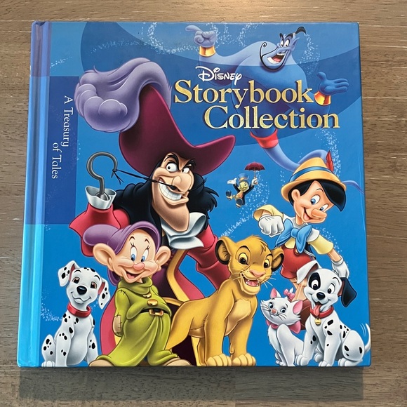 Disney | Other | Disney Storybook Collection With Blue And Red Cover ...